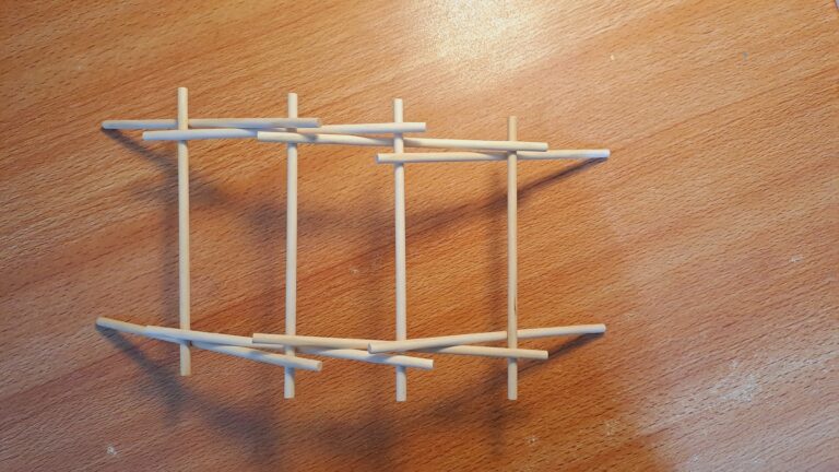 How to make your own Da Vinci bridge?
